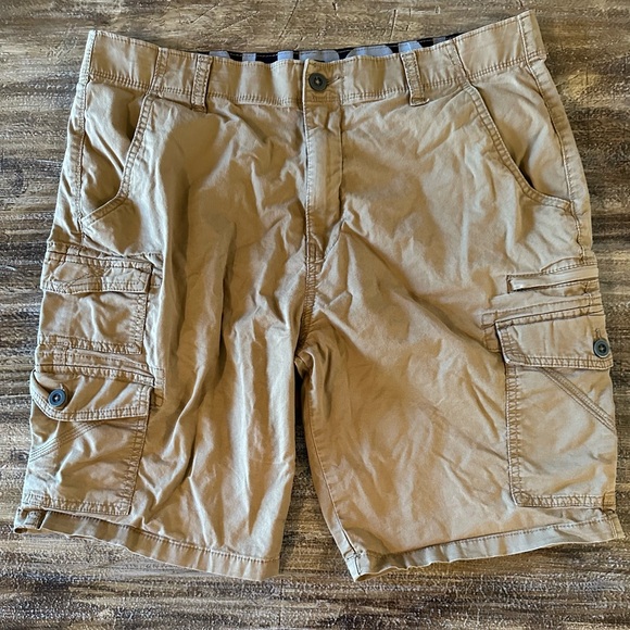 iron | Shorts | Iron Brand Shorts Light Brown Cargo Shorts Mens Size 34 ...